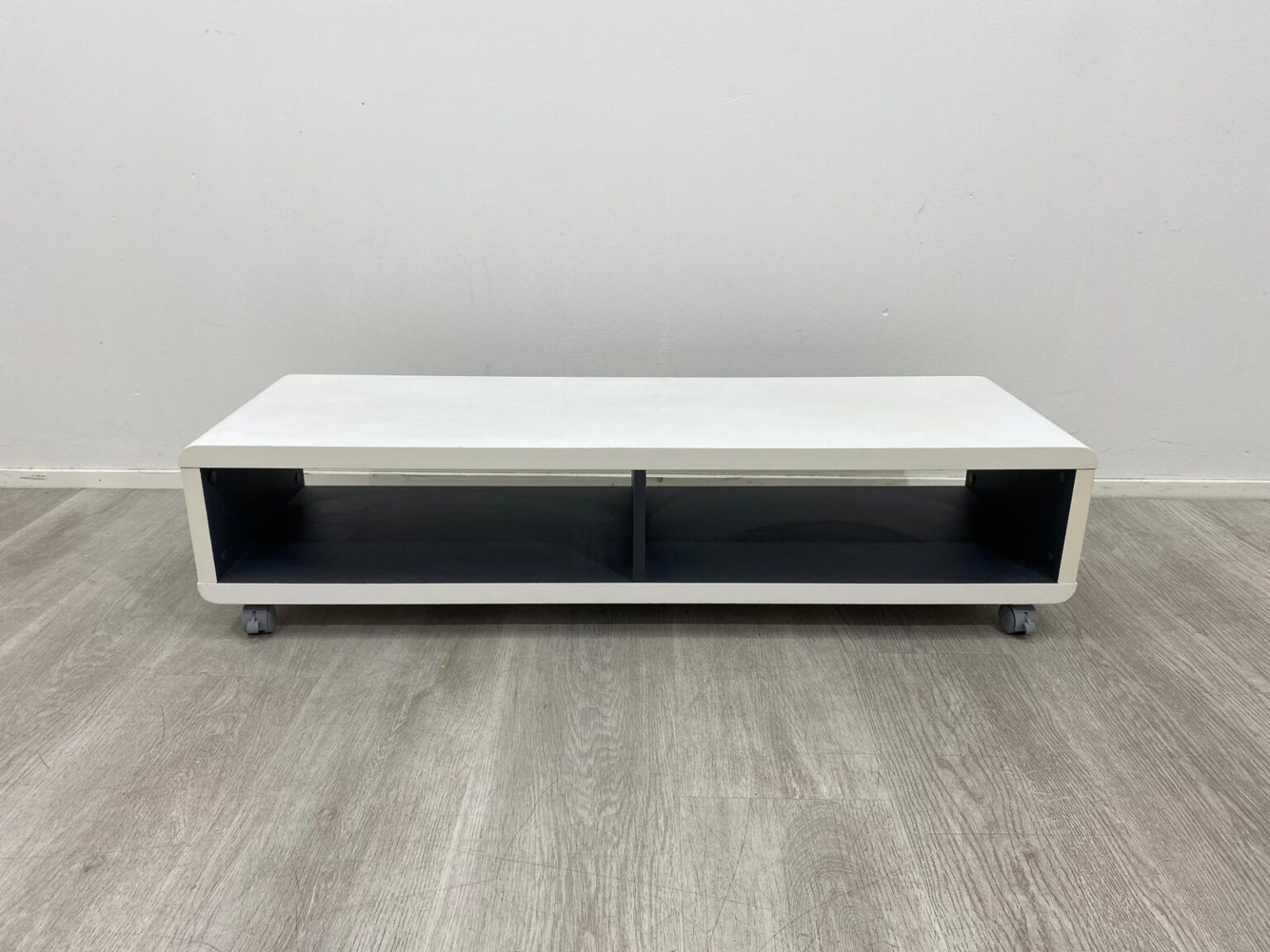 VARATTU Ikea TV-Taso 120 X 42 - Sohvakeskus | HS-Aura Oy